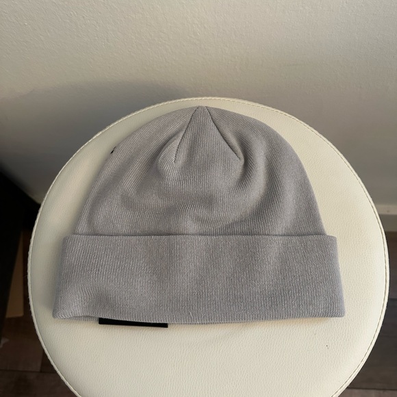 Arc'teryx | Accessories | Arcteryx Bird Word Toque Orca Beanie Winter Hat Grotto Brand New Wtag ...